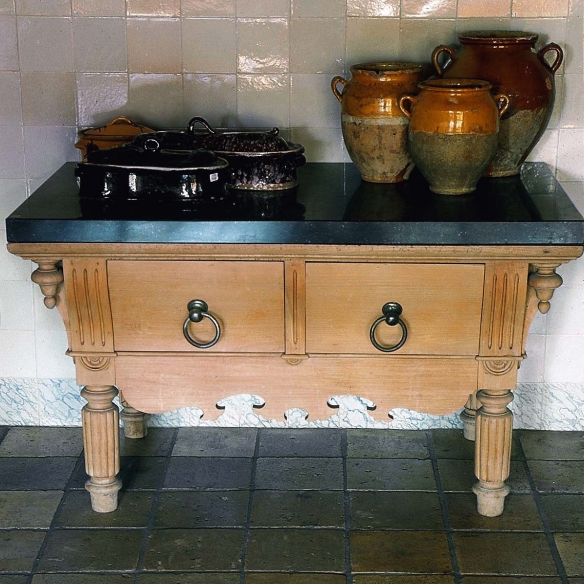 Antique chopping block - Piet Jonker