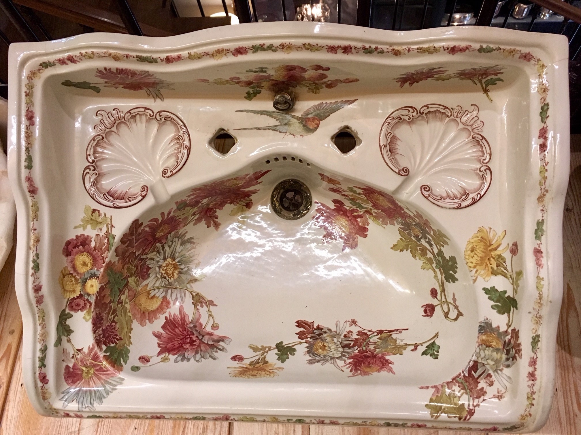 Old richly decorated basin - Piet Jonker