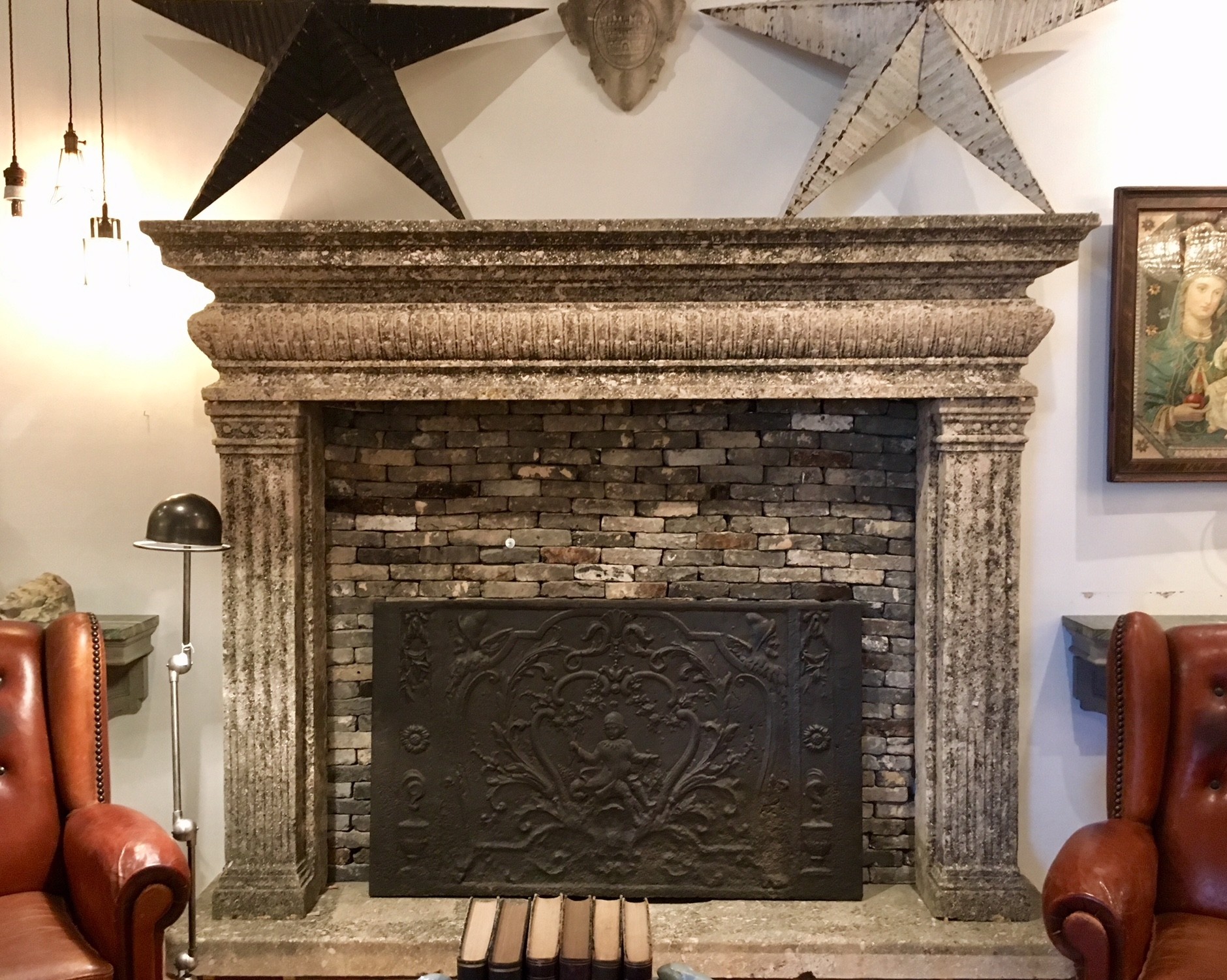 Very large Italian sandstone fireplace - Piet Jonker