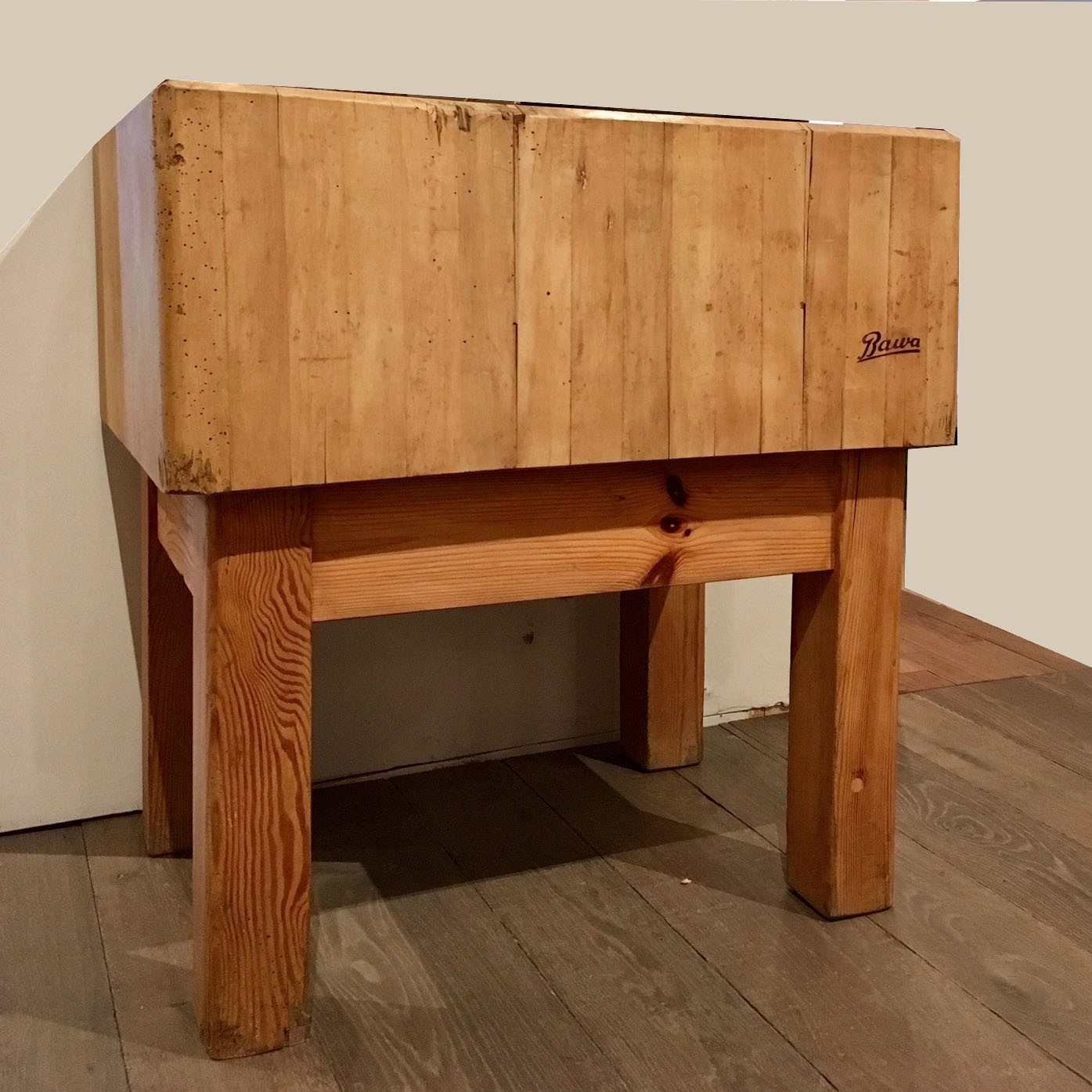 Old solid wooden butchers block - Piet Jonker