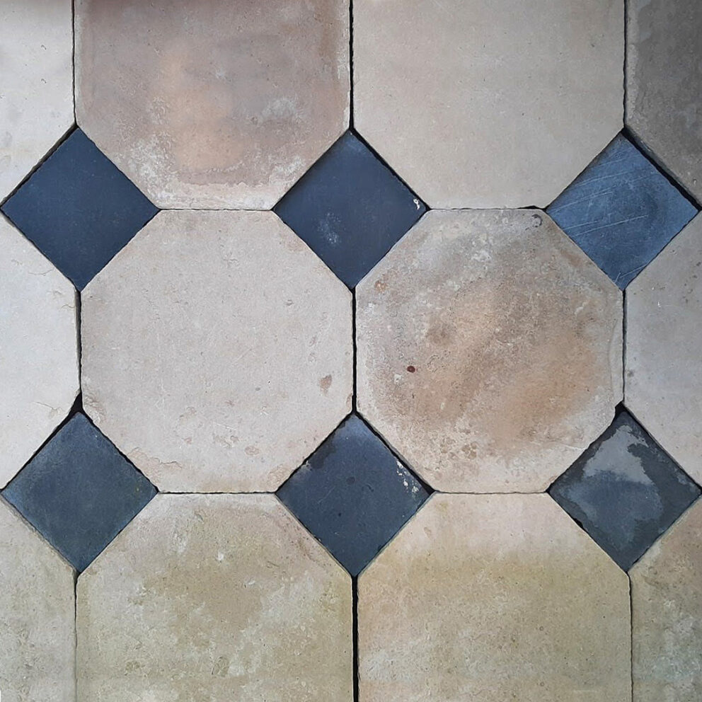 Burgundy flagstones - French Limestone - Castle floors - Piet Jonker