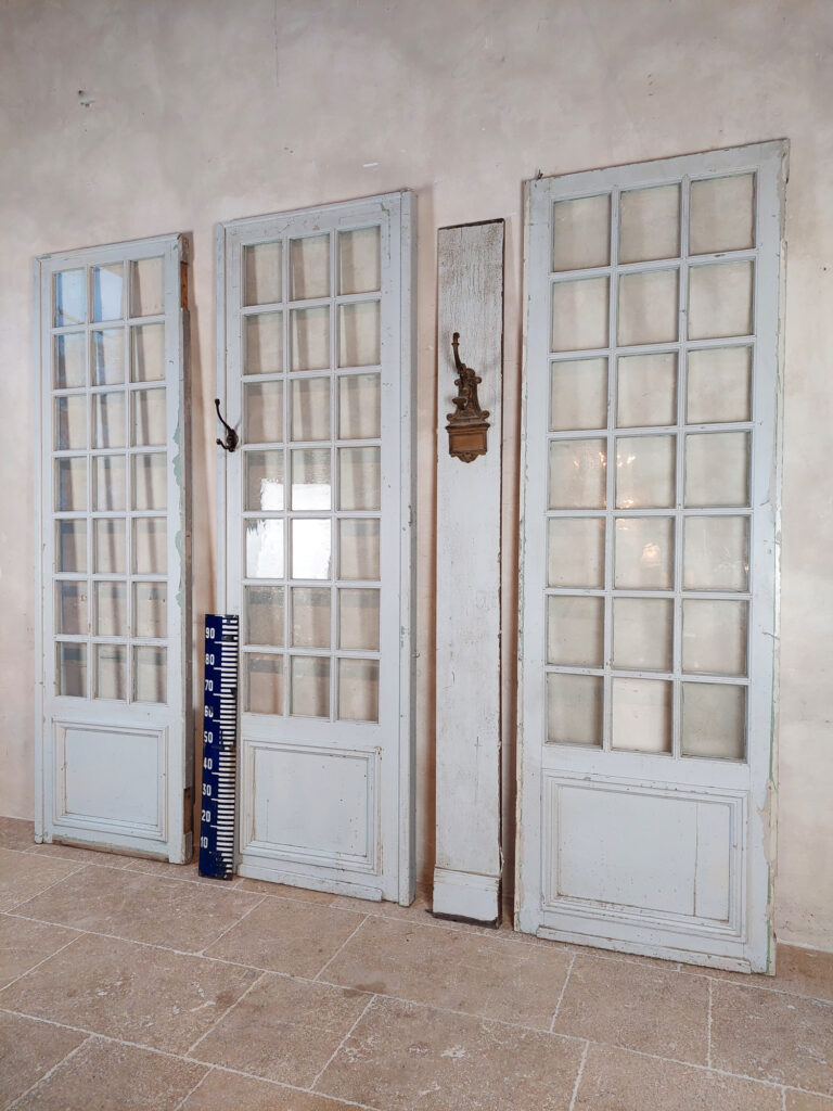 Three pine doors with windows - Piet Jonker