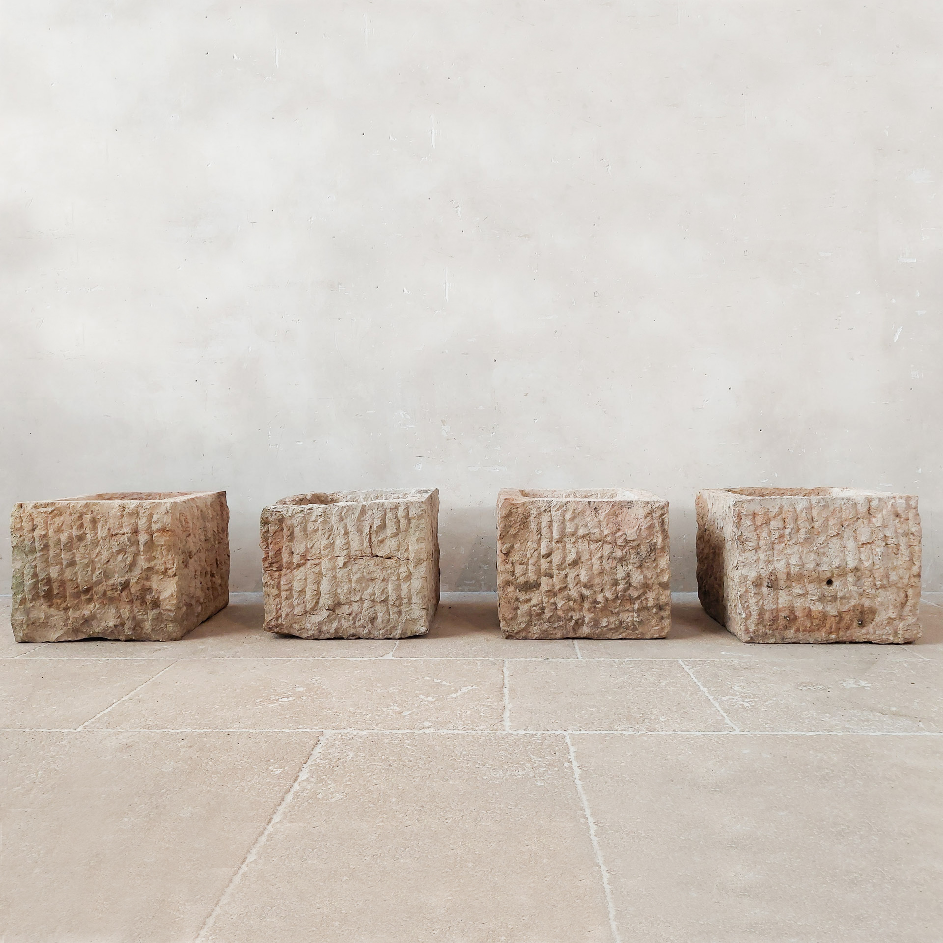 French hand-carved limestone planter - Piet Jonker