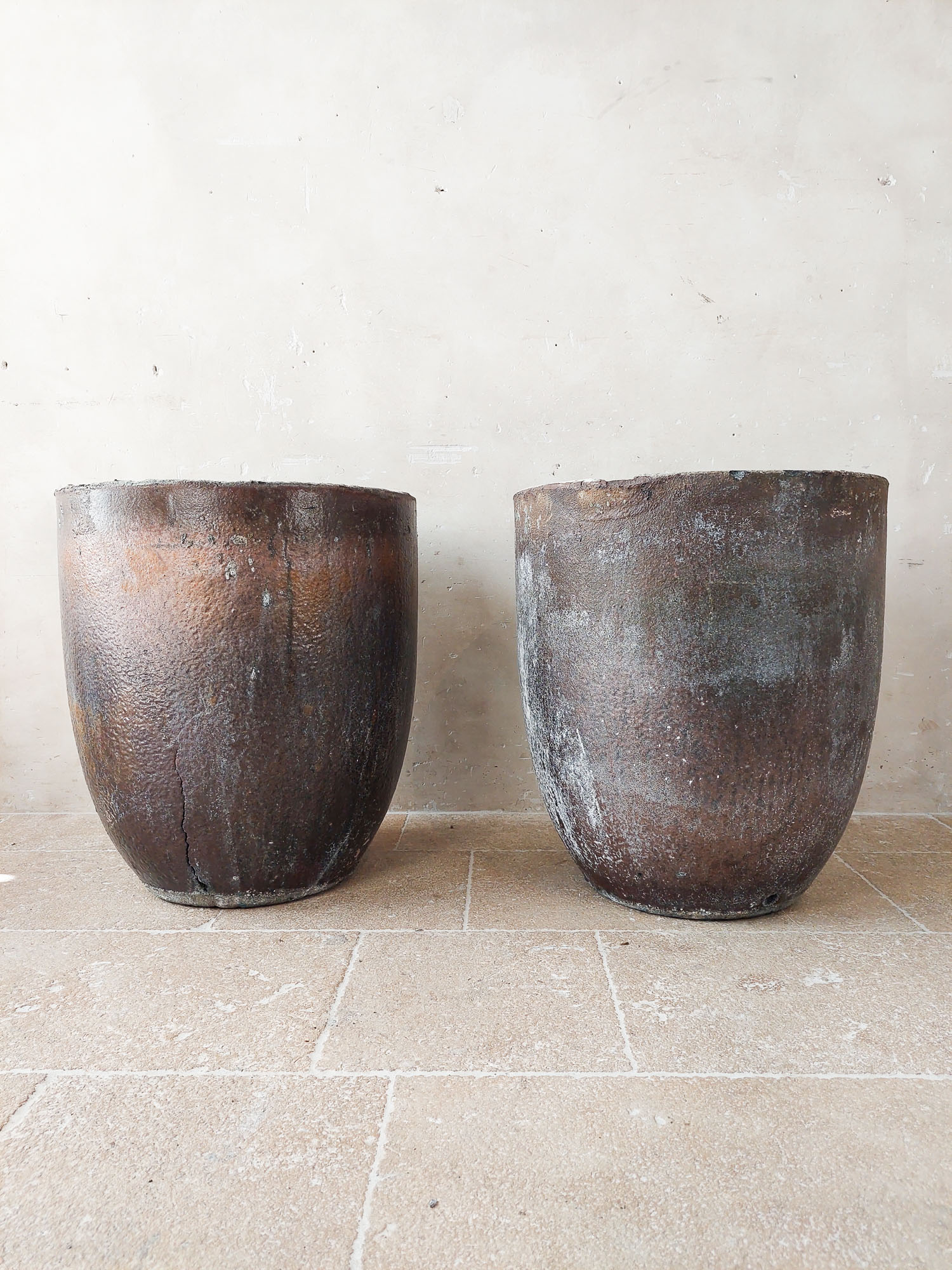 Pair of large granite crucibles - Piet Jonker