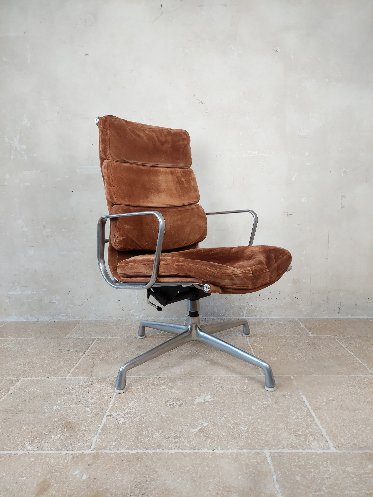 Vintage 'soft pad' Eames office chair by Herman Miller in brown suede ...