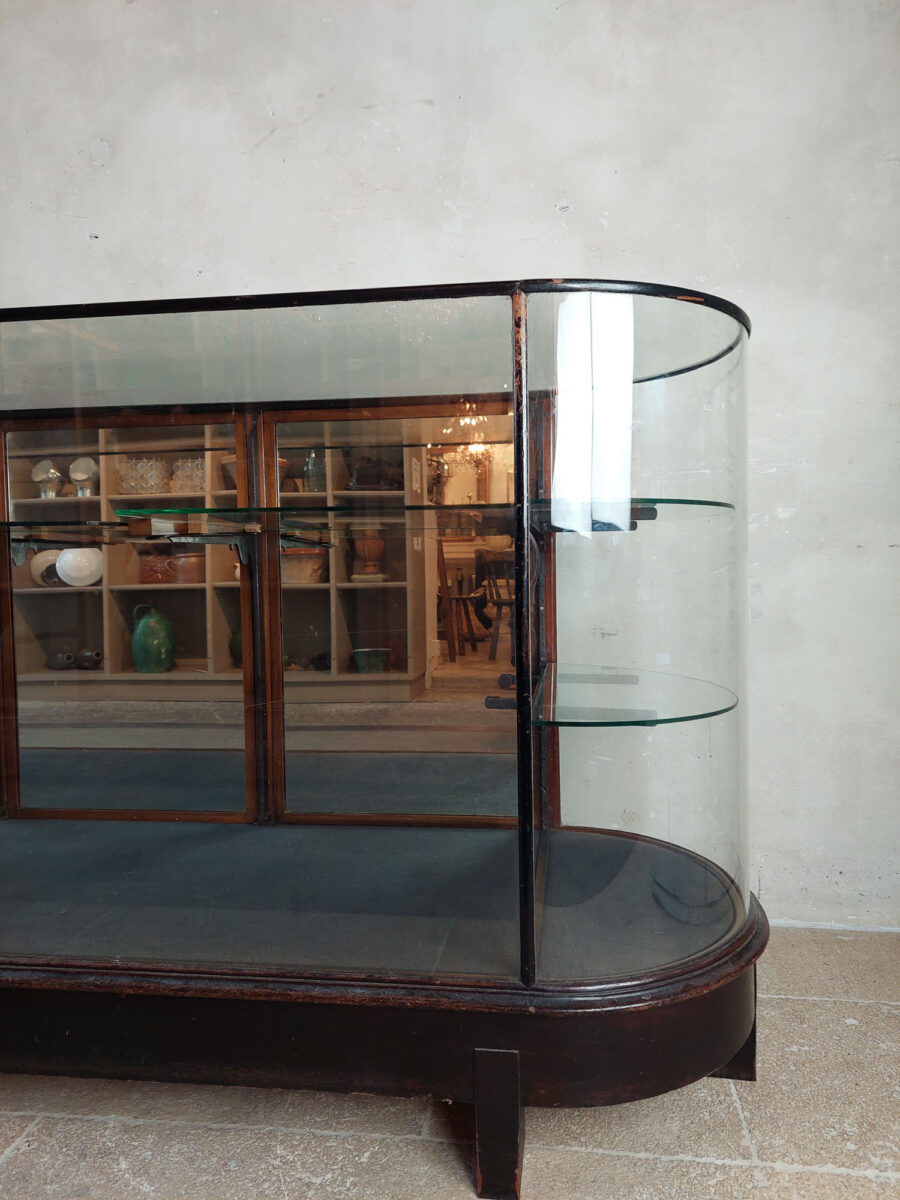 Chic antique counter display cabinet - Piet Jonker