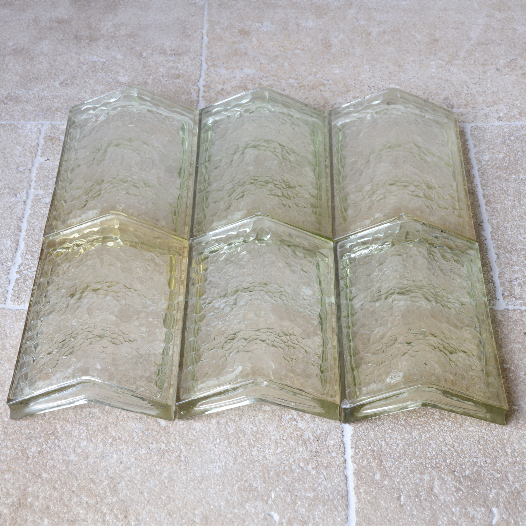 Vintage glass blocks with corner shape and relief pattern - Piet Jonker