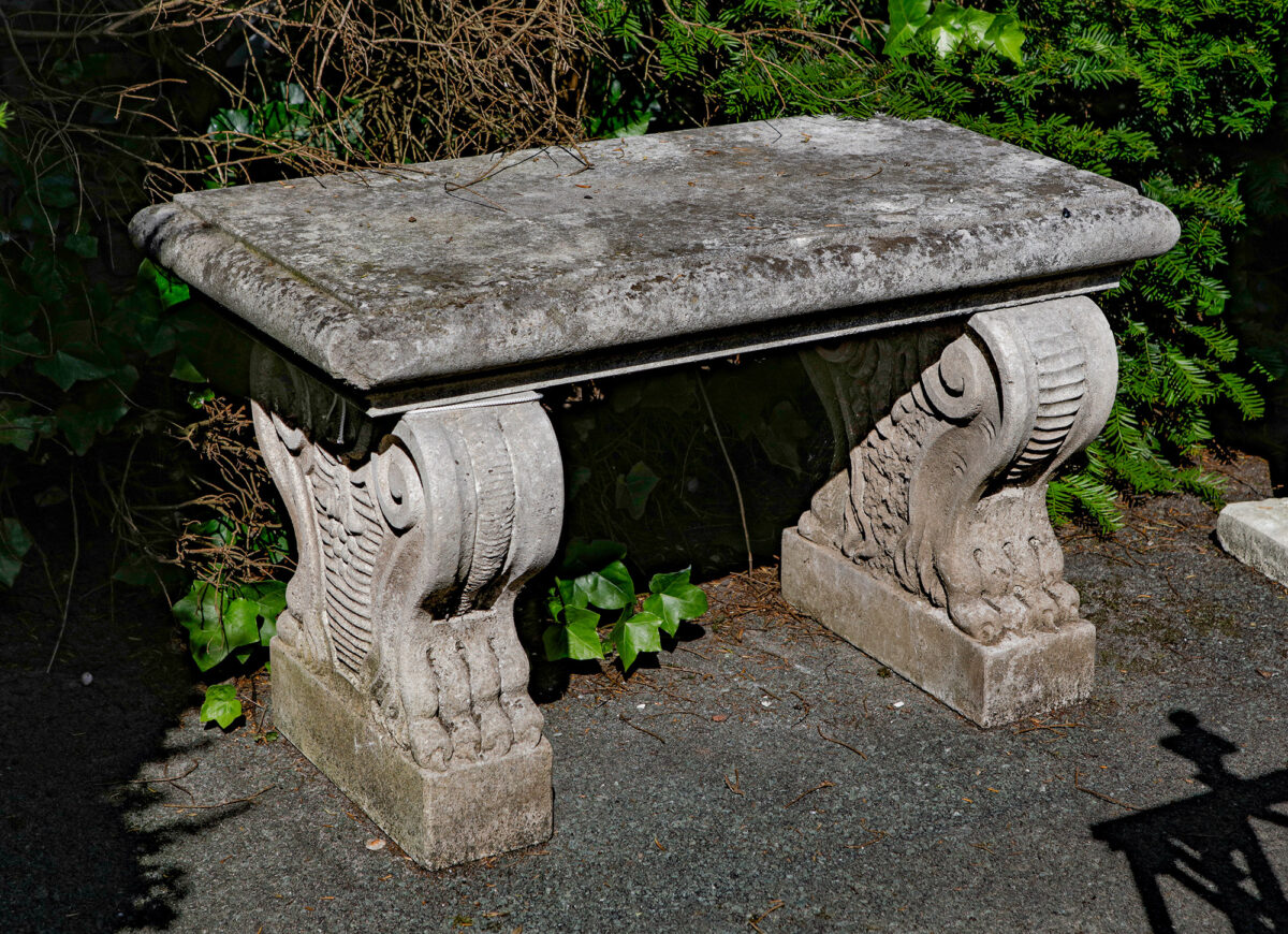 Stone garden bench with claw feet – 20th century - Piet Jonker