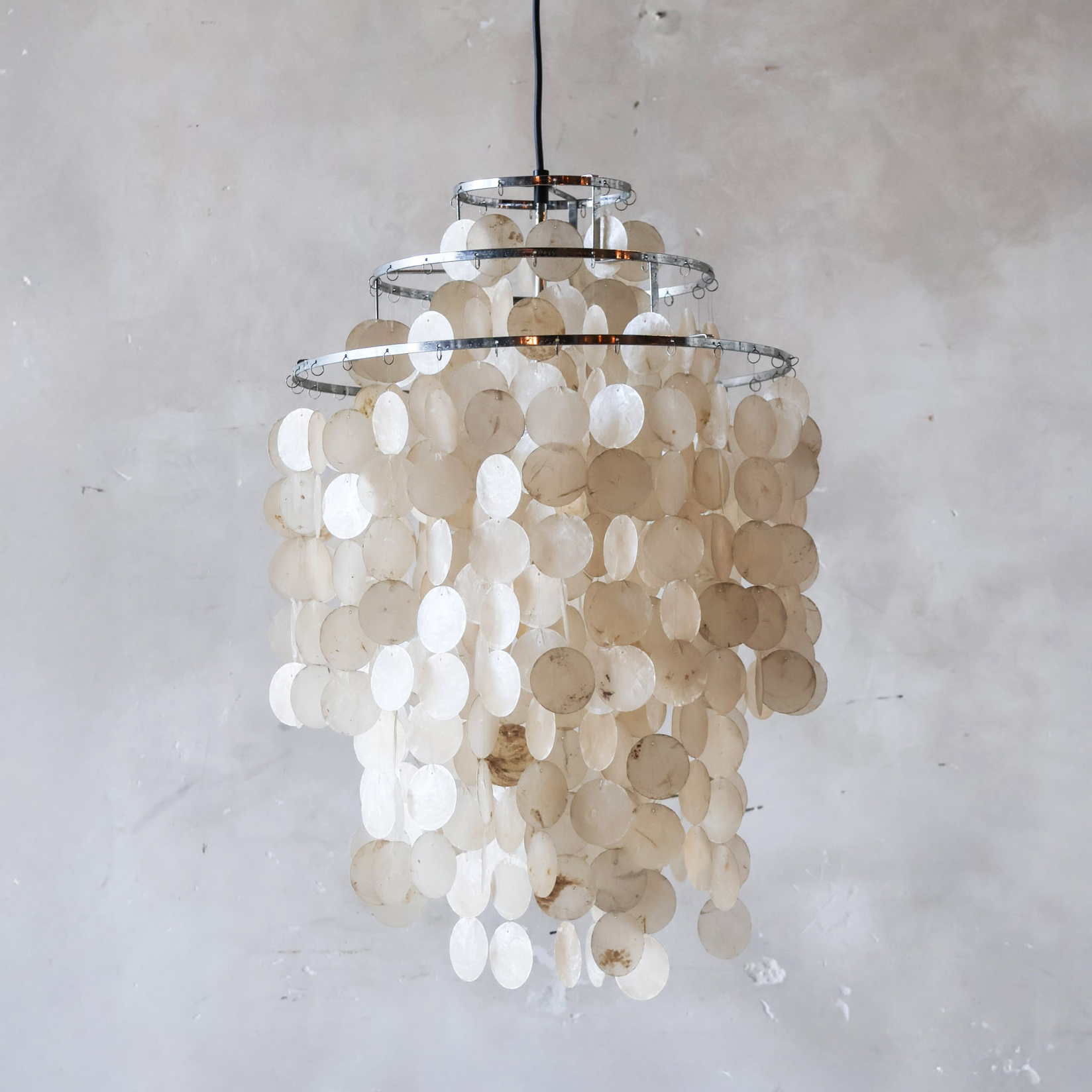 Vintage capiz shell pendant lamp | Verner Panton style - Verpan - Piet ...