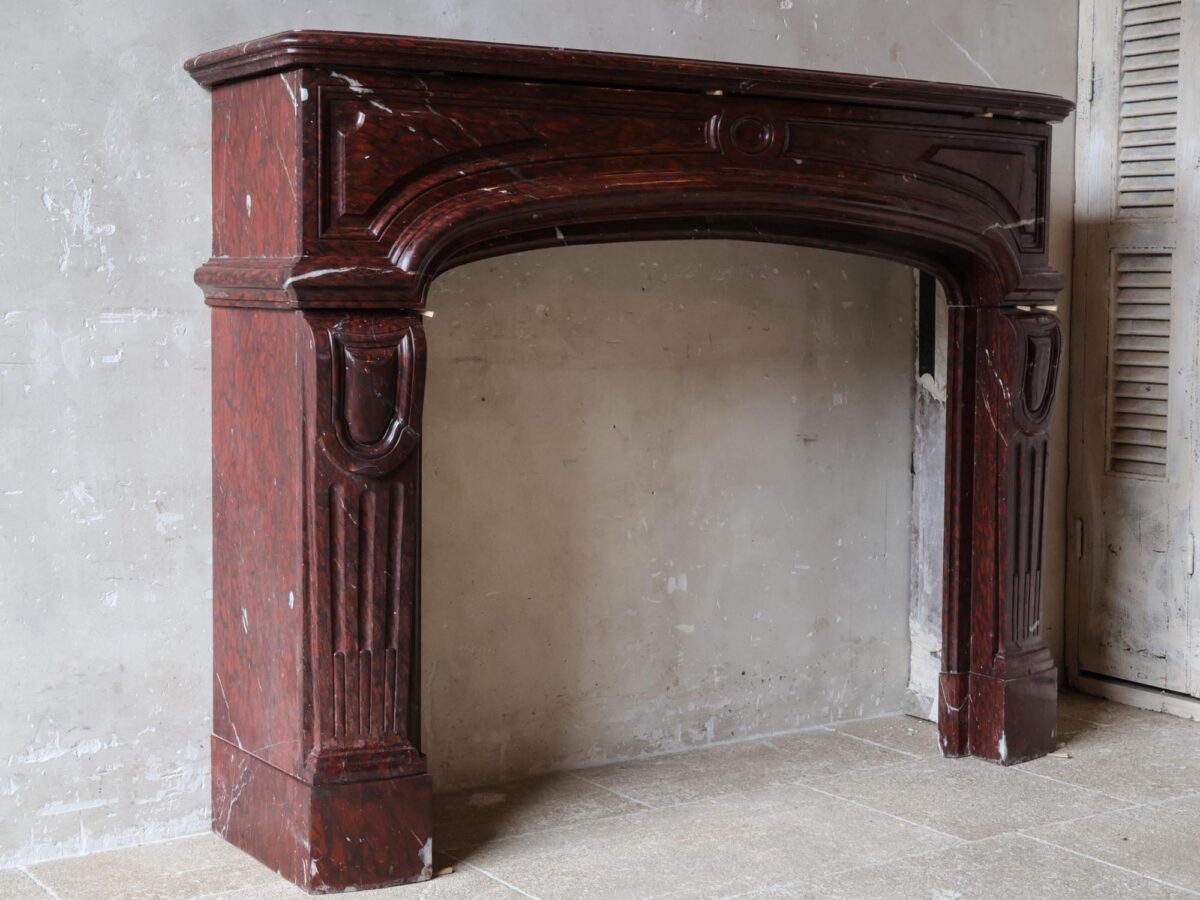 Deep red Rouge de Rance marble fireplace from the 19th Century - Piet ...